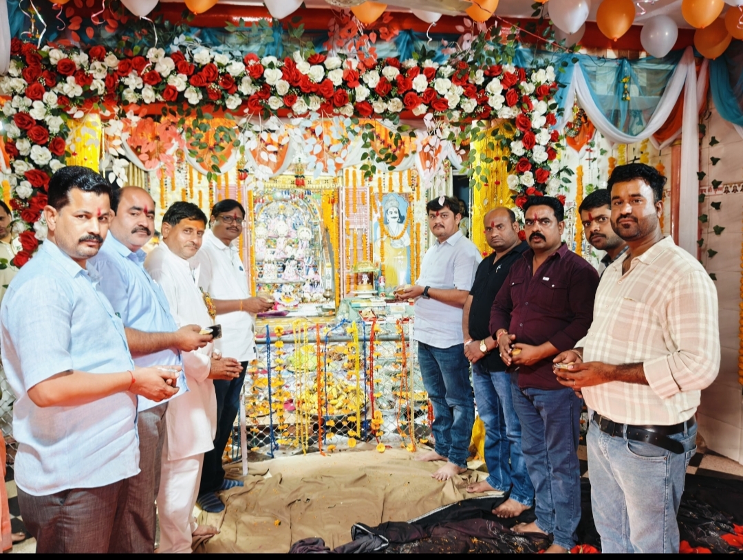 नेमा समाज ने बिहारी मंदिर में अन्नकूट महोत्सव परंपरागत रूप से मनाया – Mruganchal Express